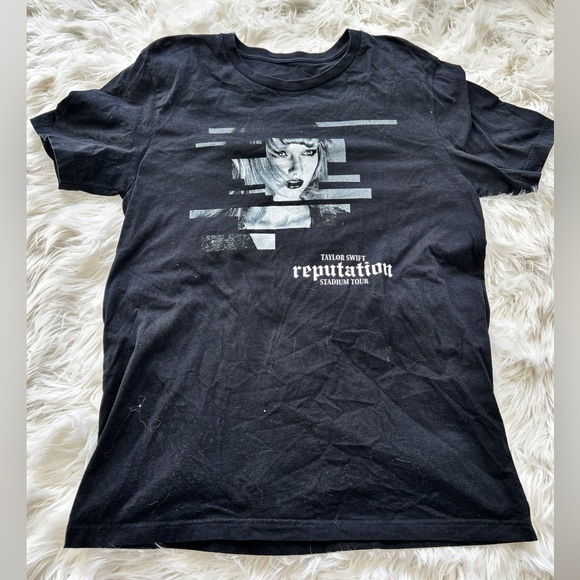 Taylor Swift | Tops | Taylor Swift Reputation Stadium Tour Band Tee ...